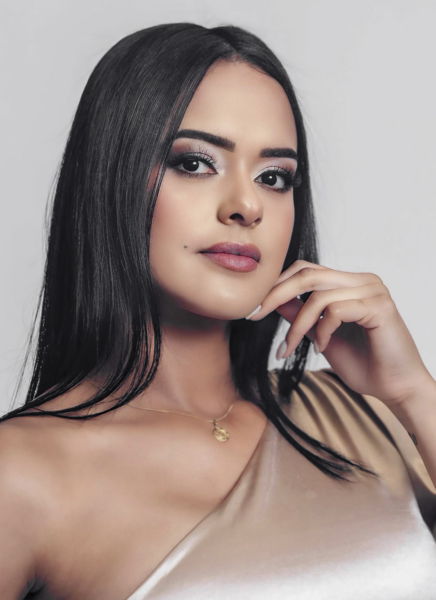 Gabriela Paniccia - DALLAS - Miss Mundo Latina
